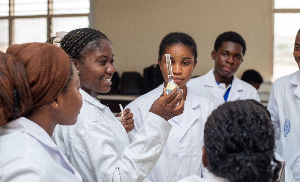 ‘An Adrenaline Rush’: Biochemistry Freshmen Share First Laboratory Work ...
